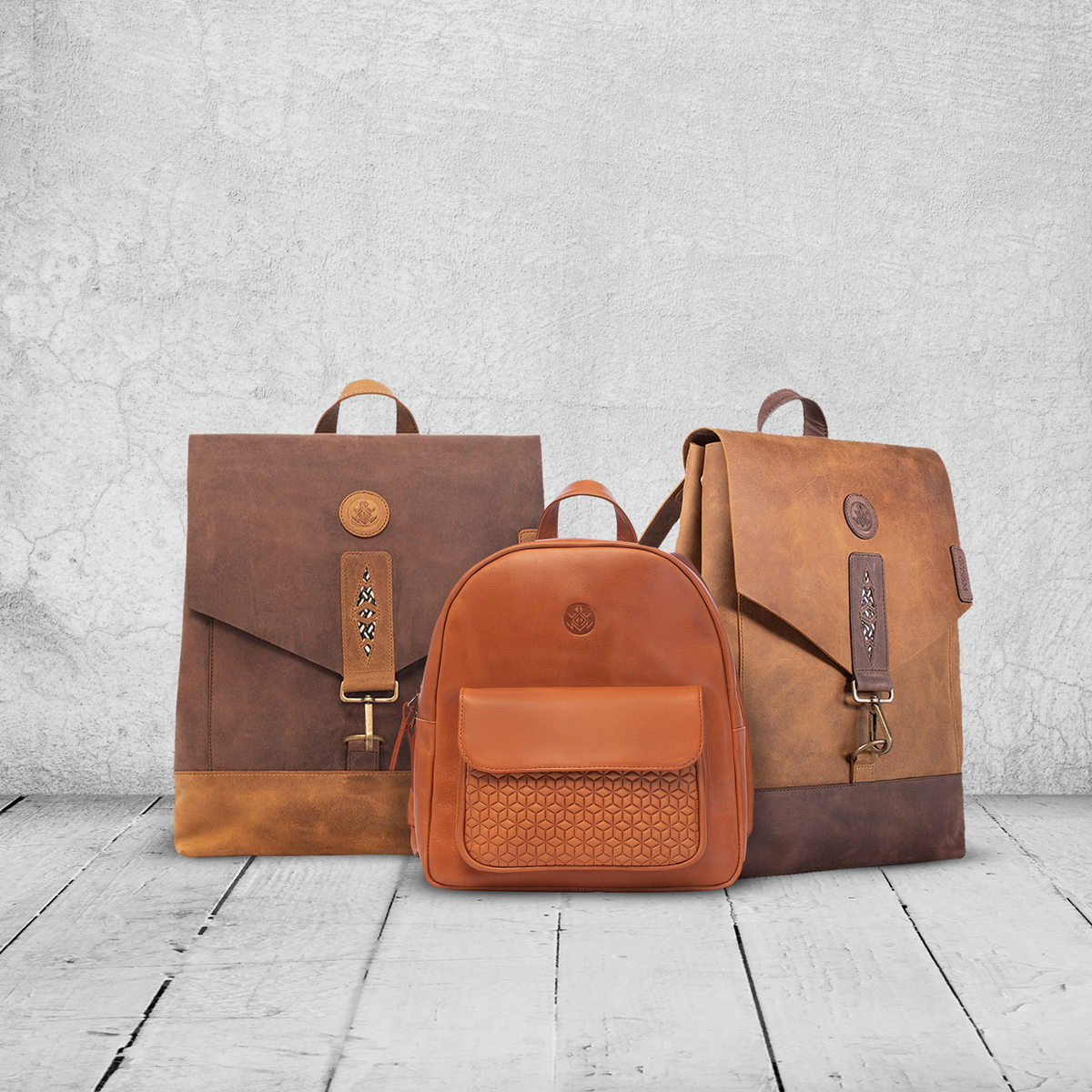 Men’s and Women’s leather backpacks – Desisano